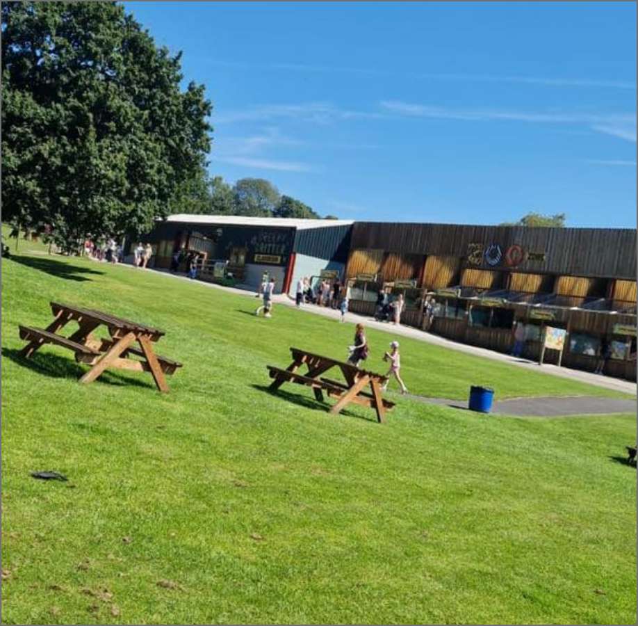 Opening times & prices - Smithills Open Farm